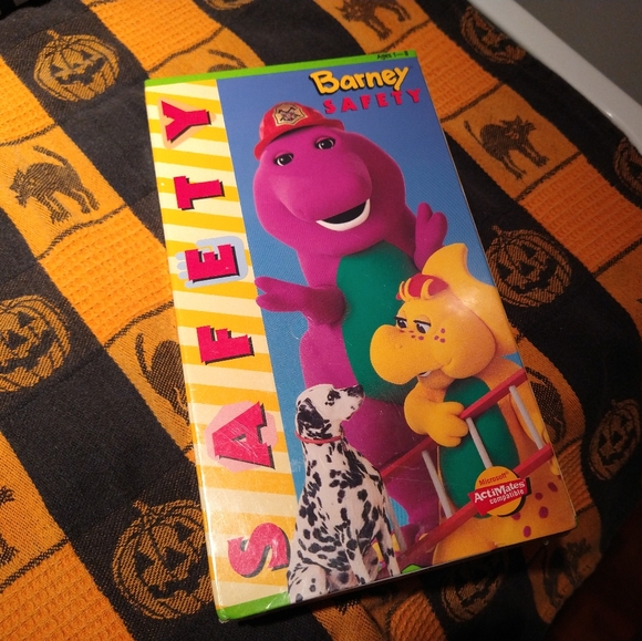 Barney | Media | Vintage 995 Barney Safety Vhs Tape Kids Sing Along ...